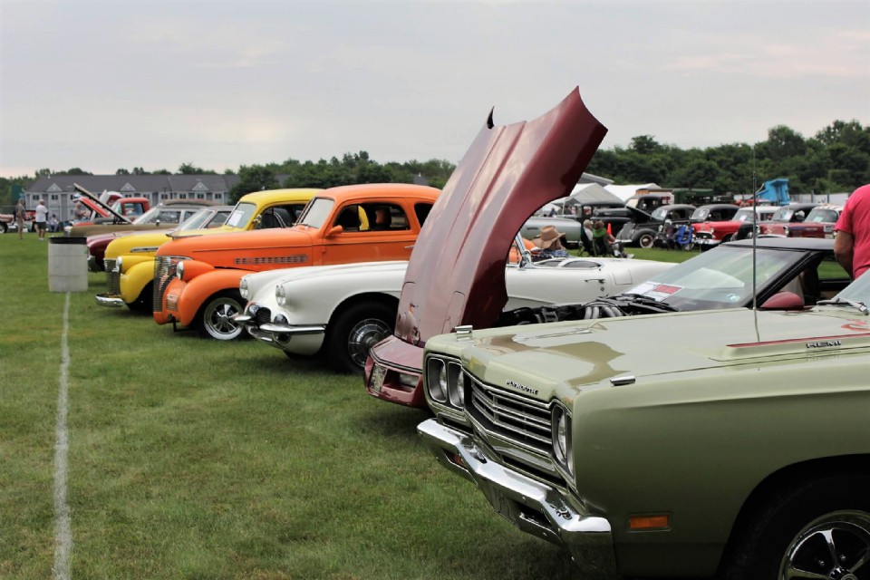 10th Annual Toys for Tots Cruise-In